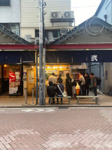 Best Melon Pan in Tokyo: Must-Try Street Food in Tsukishima - Samurai ...